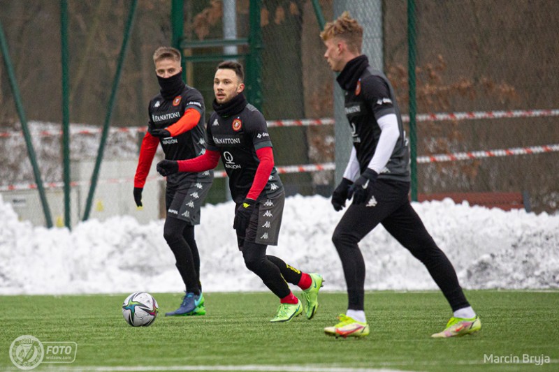 Patryk Mucha włączony do kadry pierwszej drużyny - Widzew24.pl ...